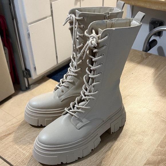 Primark | Shoes | Primark Beige Laceup Combat Boots | Poshmark